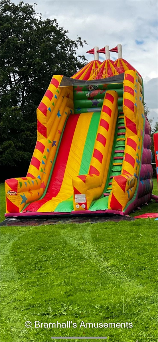 Giant Circus Slide - Bouncy Castle Hire in Buxton, Chapel-en-le-Frith ...